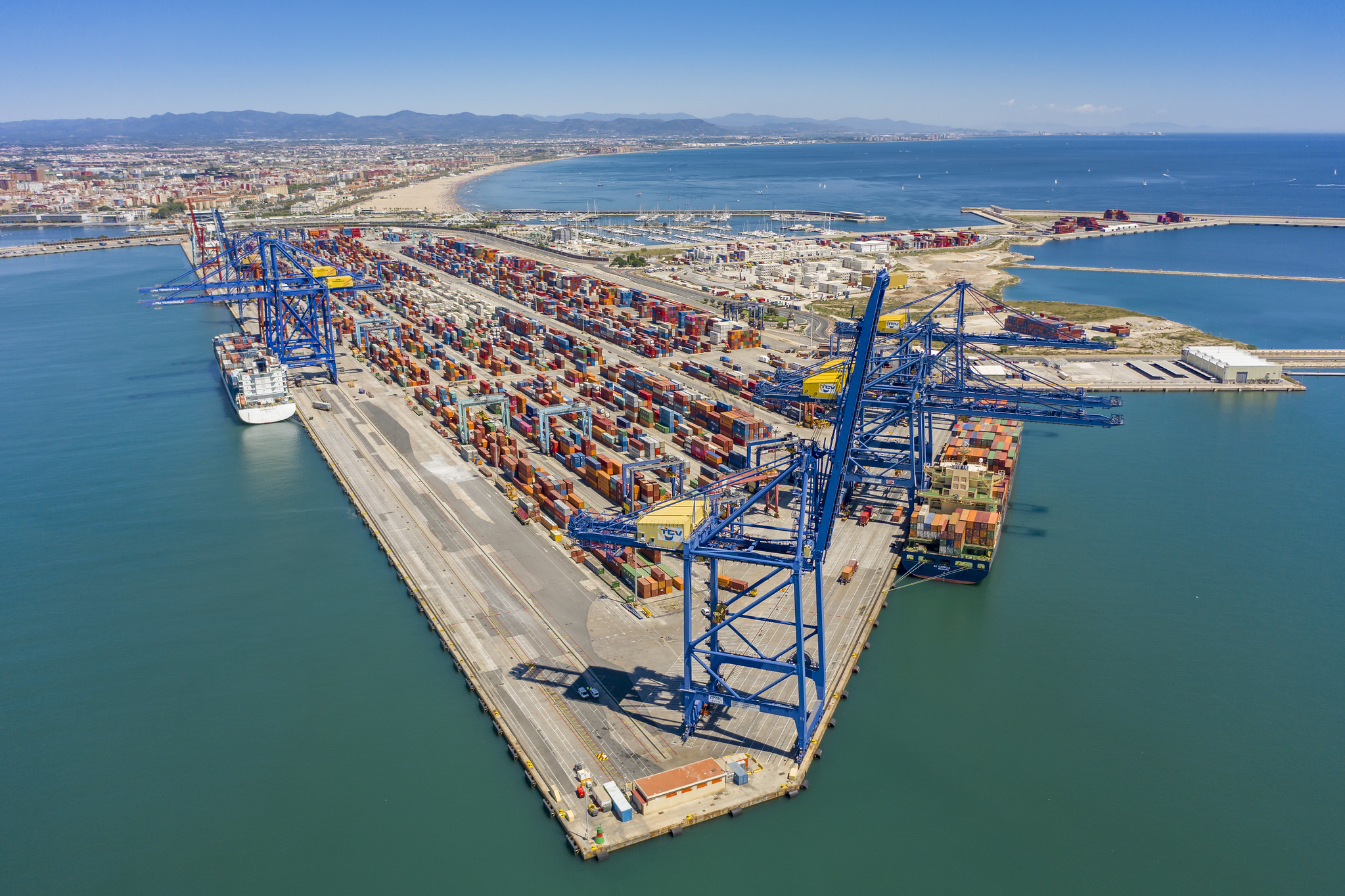 MONRABAL SE ENCARGARÁ DEL MANTENIMIENTO INTEGRAL DE APM TERMINALS ...